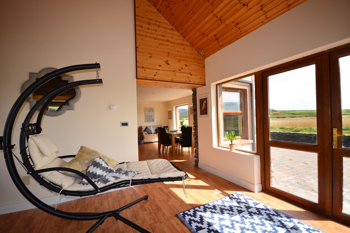 4 Bedroom House in Ballydavid, Dingle Peninsula, County Kerry